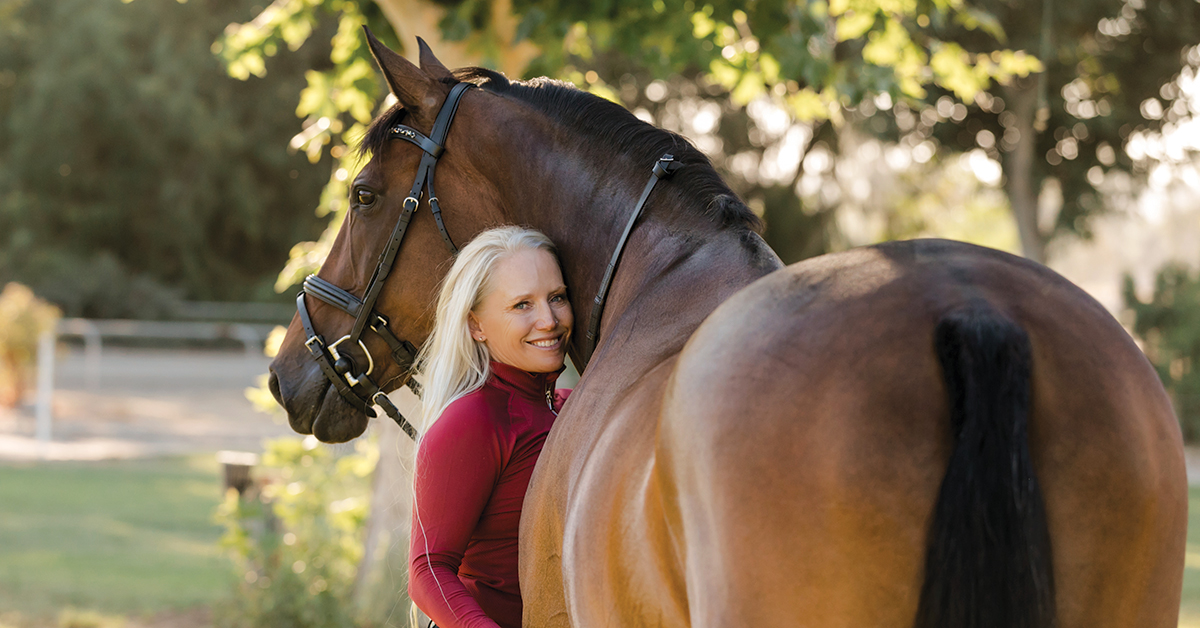 Senior Horse Feeding | Support Longevity in Older Equine Athletes